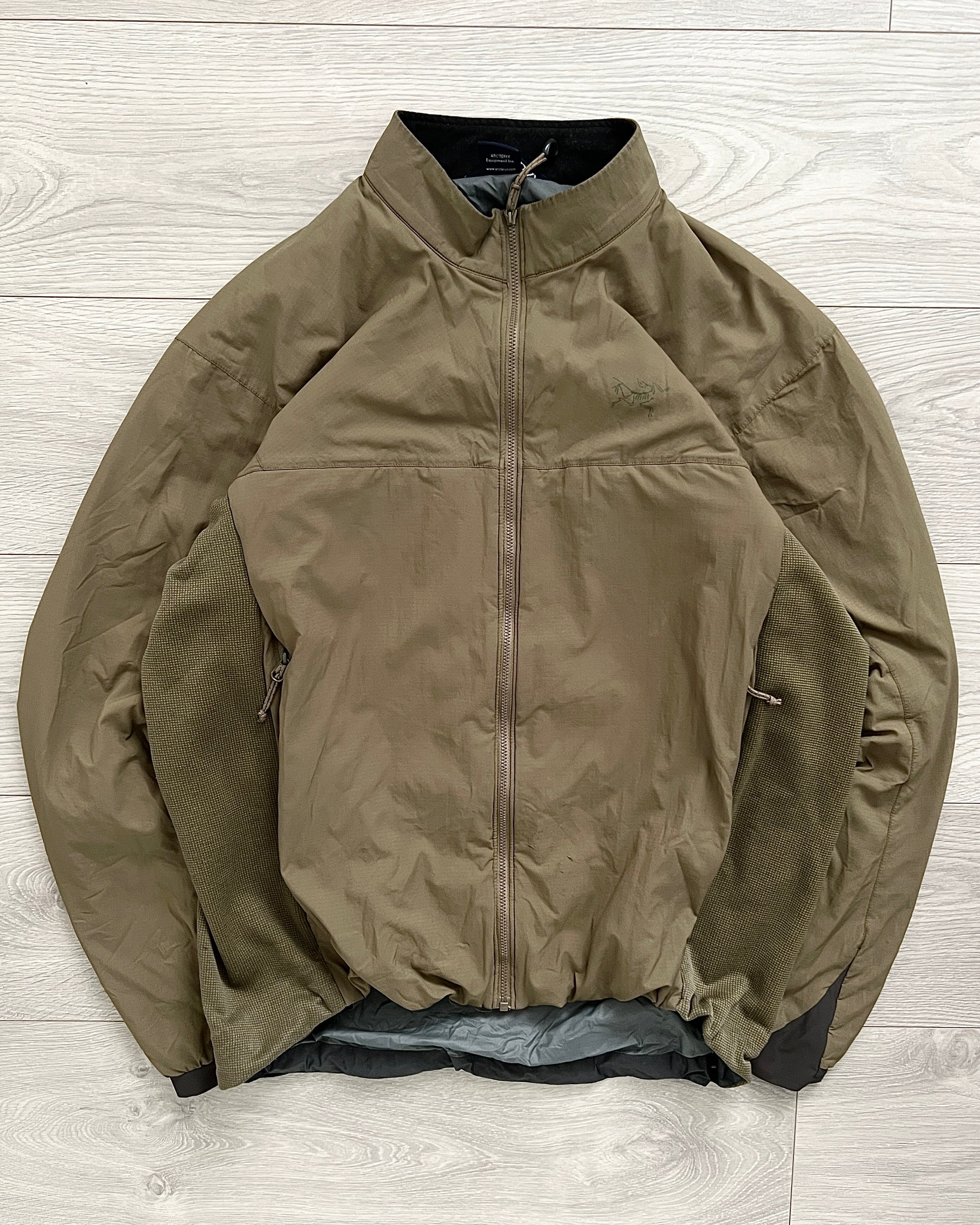 Arcteryx LEAF Atom LT Insulated Jacket in Crocodile - Size L – NDWC0 Shop